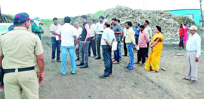 सुकळी कचरा डेपोची कलेक्टरकडून पाहणी Amravati Marathi News | Collector's ...