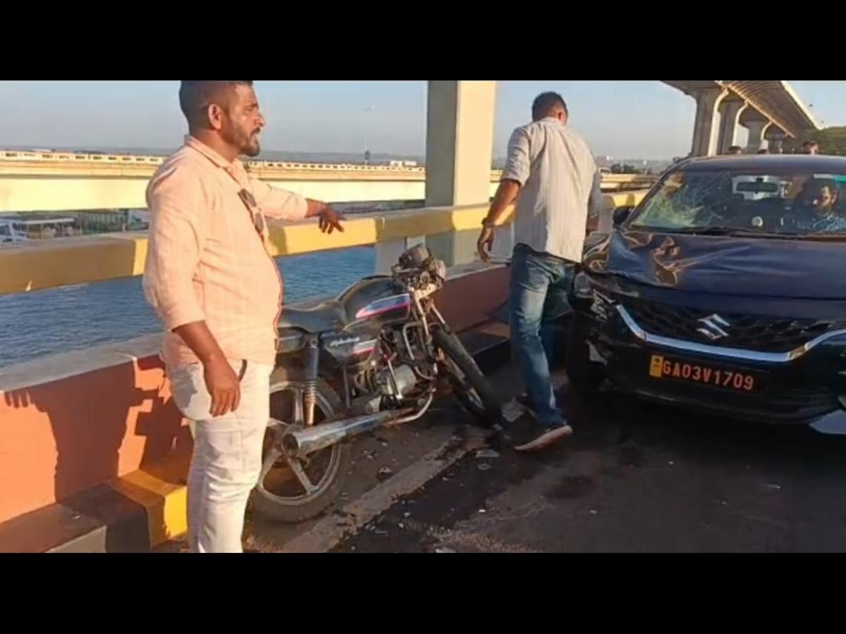 जावेद साडेकर याचा मृतदेह सापडला, मांडवी पुलावरील अपघातातील बळी Goa ...