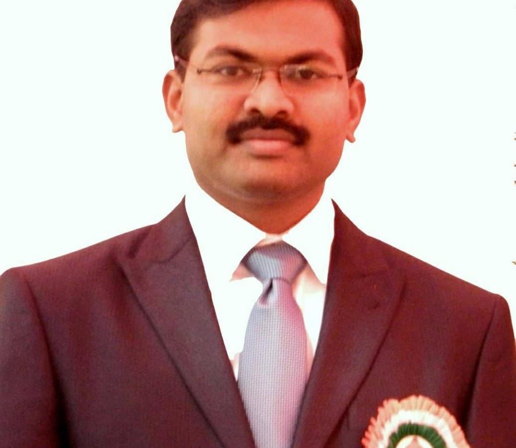 मनमाड, नांदगाव नगर परिषदेला नवीन मुख्याधिकारी Nashik Marathi News | New ...