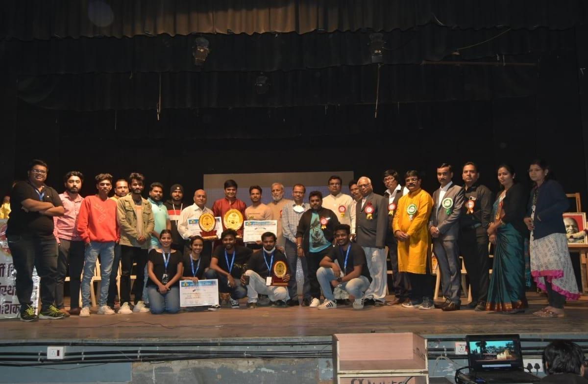 नाशिकचा ‘नाऱ्या’ महर्षी लघुपट महोत्सवात प्रथम Nashik Marathi News ...