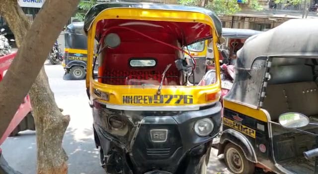 मीरारोडमध्ये नशेत बेधुंद रिक्षा चालकाने ९ जणांना उडवले Thane Marathi ...