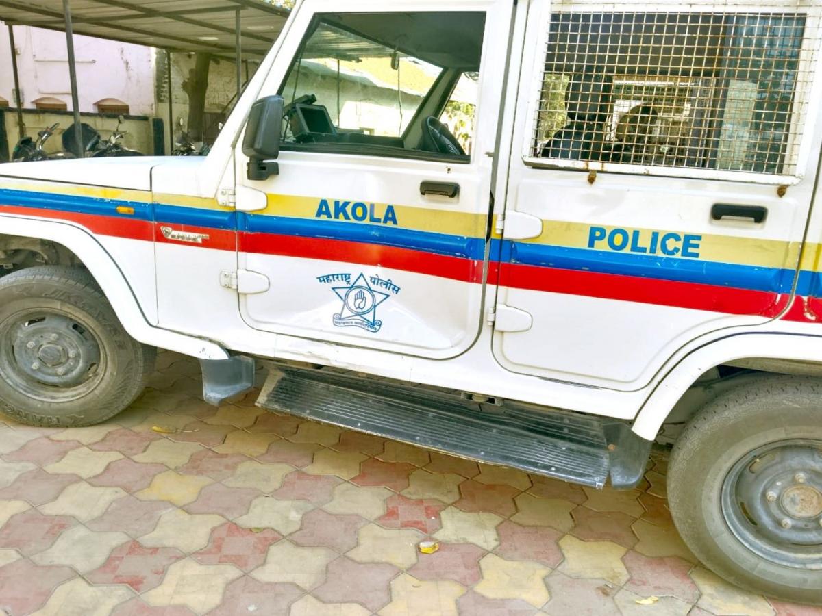 अल्पवयीन मुलीच्या अपहरणाचा नाट्यमय थरार! अपहरणकर्त्याच्या कारची पोलिस ...