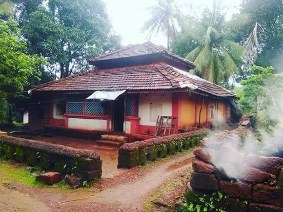 मान्सूनपूर्व कौलारू घरे छावणीला आला वेग Raigad Marathi News | pre ...