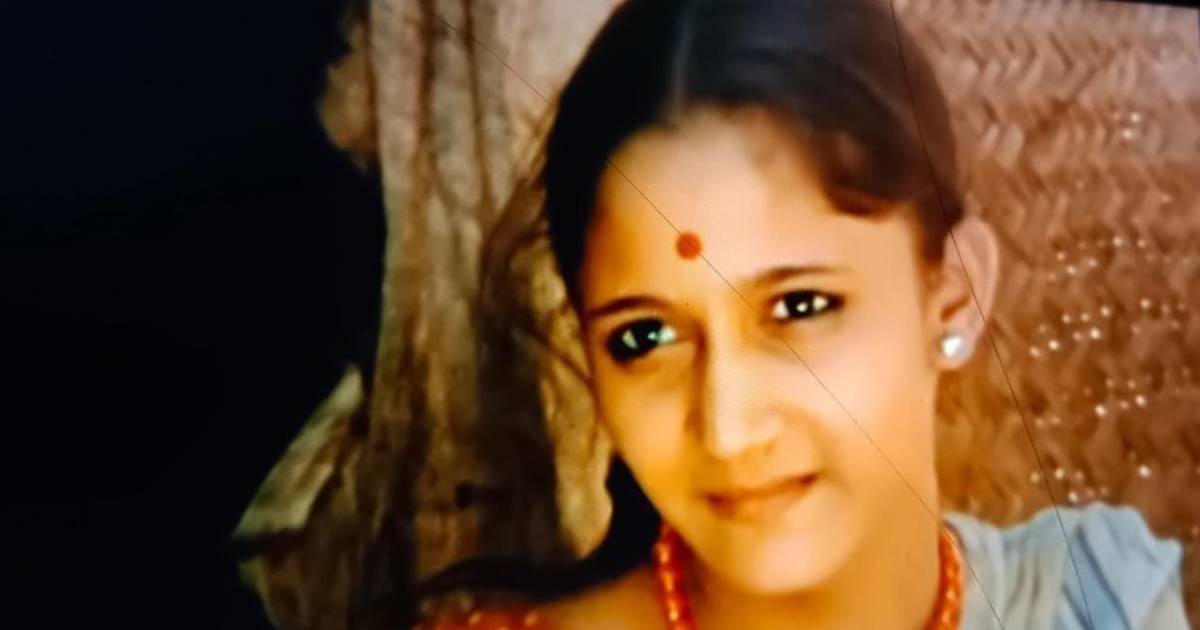 अलका कुबल यांनी मराठी नाही तर हिंदी सिनेमातून केलं होतं पदार्पण, स्मिता ...