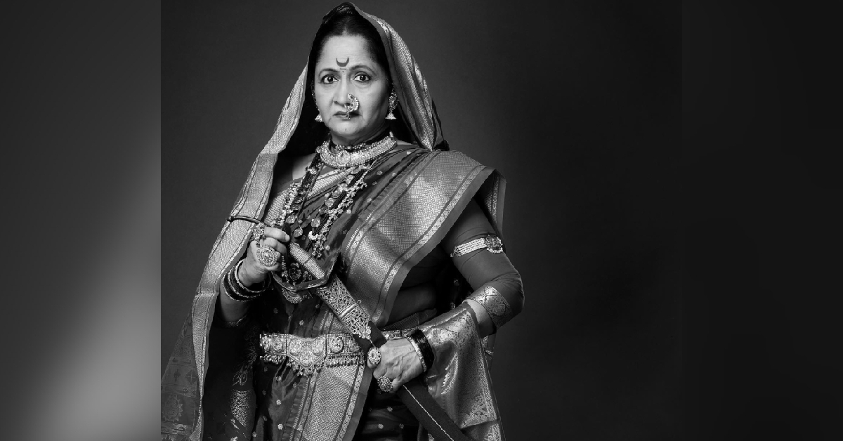 Photo: अलका कुबल यांचा रॉयल कारभार; राजेशाही थाट केलं फोटोशूट - Marathi ...