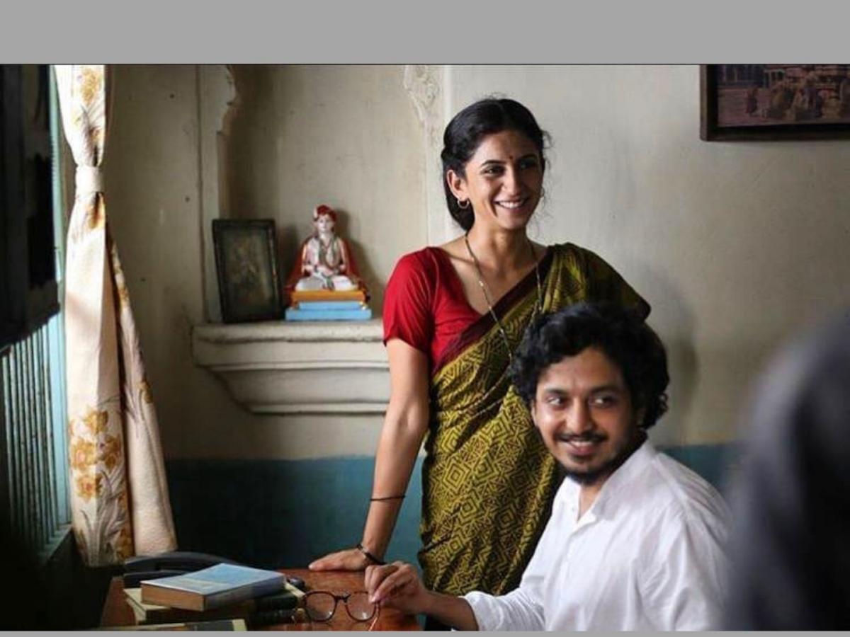 अलोक राजवाडे आणि मृण्मयी गोडबोले यांचा 'डियर मॉली' या दिवशी येणार ...