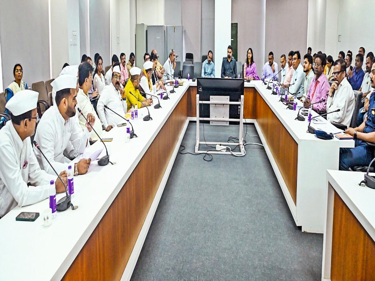 आळंदी व देहू पालखी मार्गावरील कामे १५ मे अखेर पूर्ण करण्याचे ...