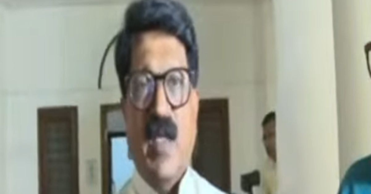 बंडखोर खासदारांची बैठकीला दांडी, संतप्त अरविंद सावंत यांनी दिला सक्त ...