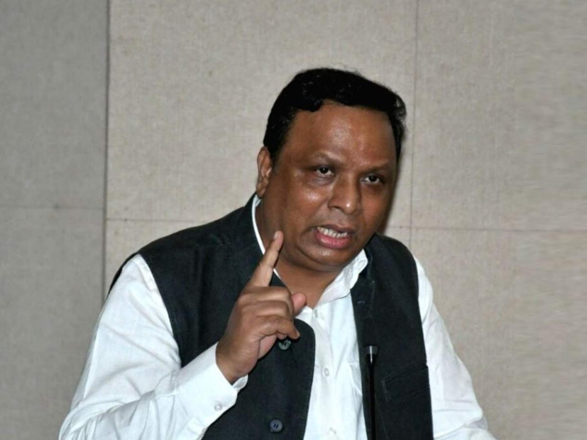 "या कामासाठी अखिल भारतीय नाट्य परिषदेने पुढाकार घ्यावा"; आशिष शेलारांनी ...