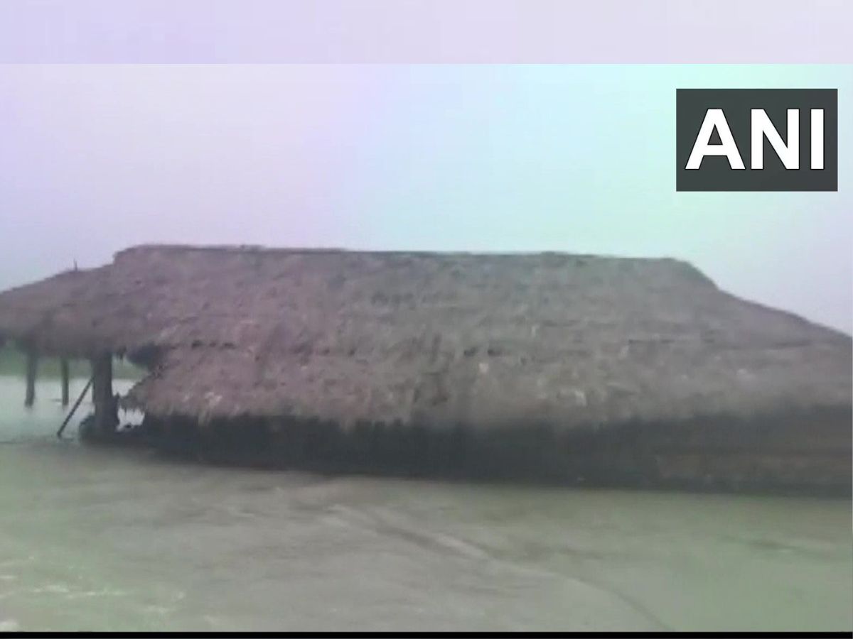 आसामला पुन्हा पुराचे संकट; ७० हजार लोकांना फटका, हजारो हेक्टर जमीन ...