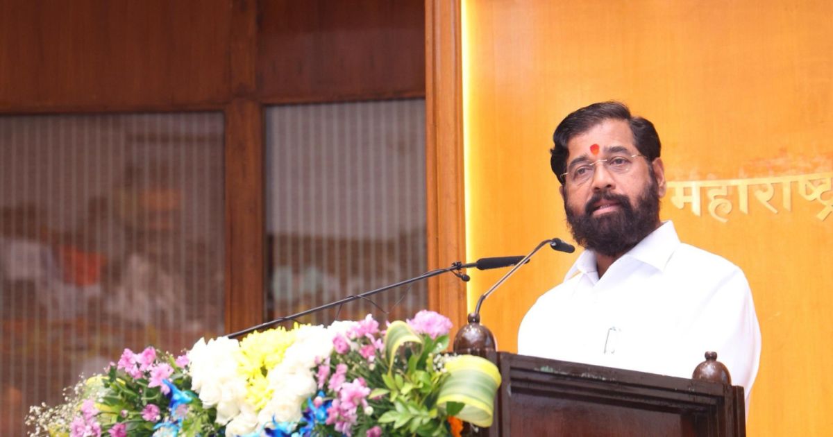 कुजबुज! रामदास आठवलेंच्या भूमिकेत एकनाथ शिंदे, गवईंच्या सत्कार सोहळ्यात ...