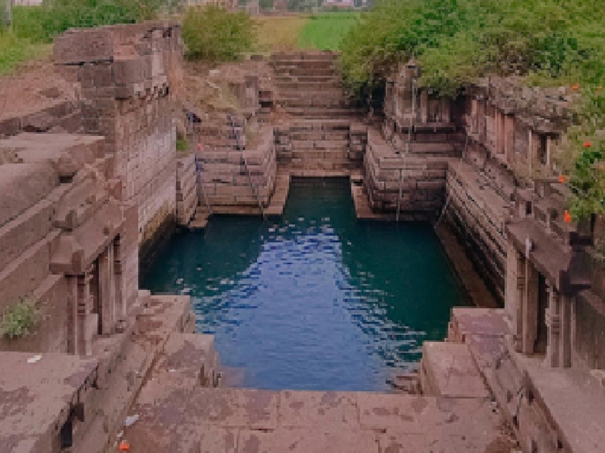 सांगली जिल्ह्यातील 'या' गावात ऐतिहासिक शिवकालीन 'बारव'मध्ये दडलाय ...