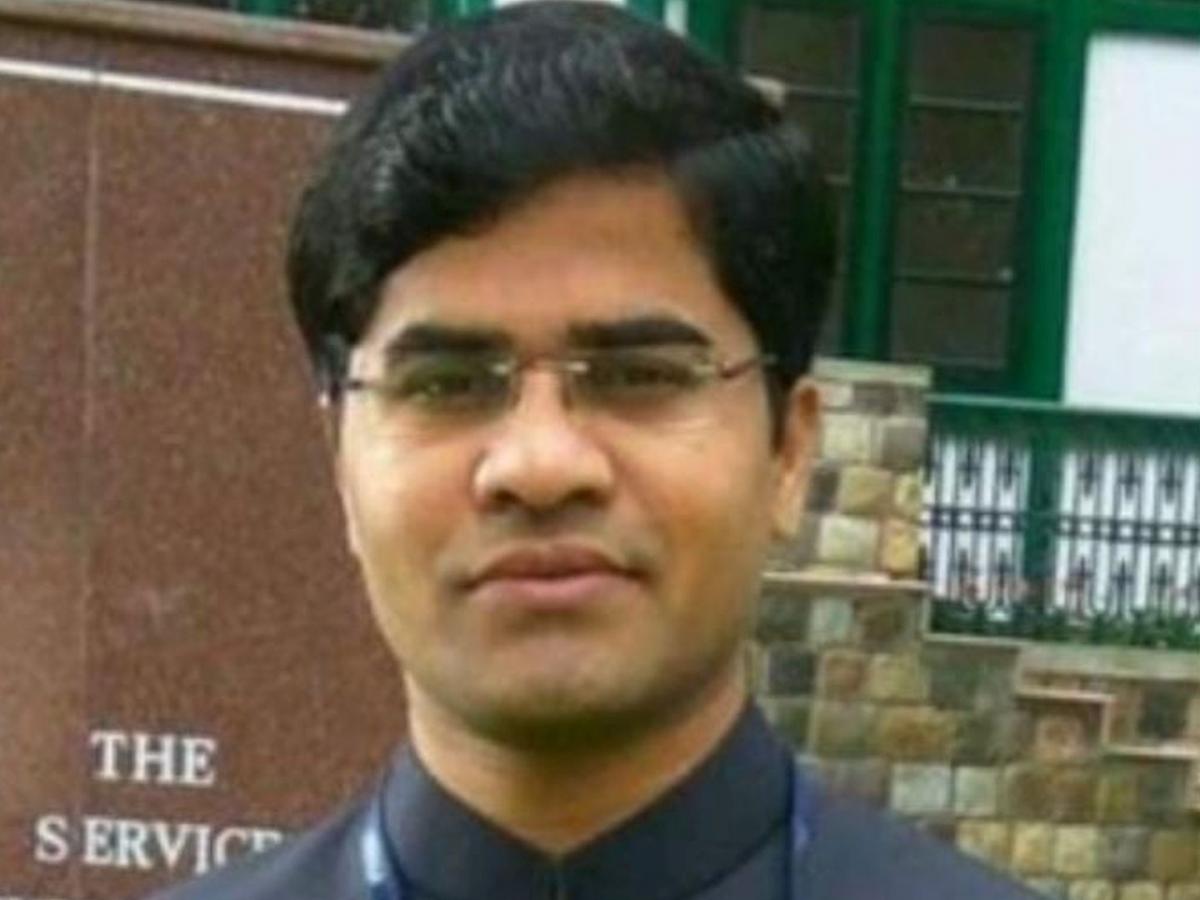 बीड जिल्हाधिकारी पदाचा अतिरिक्त पदभार श्रीकृष्ण पांचाळ यांच्याकडे Beed ...