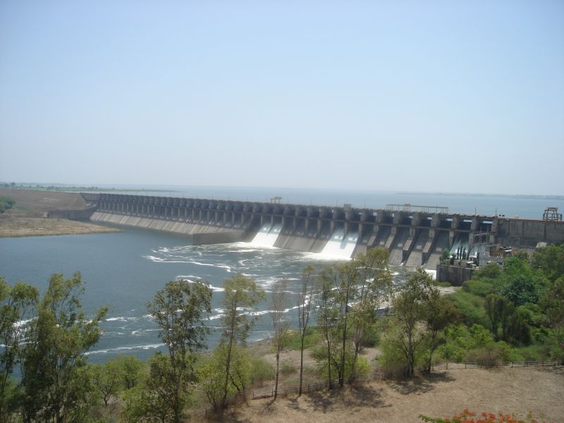 भातसा धरणाचे पाच दरवाजे बुधवारी उघडणार; गावांना सतर्कतेचा इशारा Thane ...