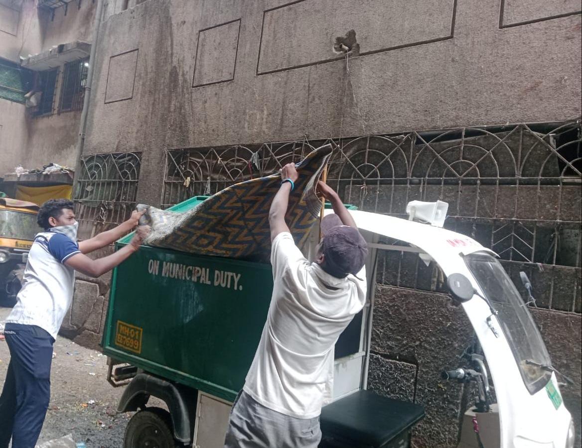 चिंचोळ्या भागात आणि गल्लीबोळातून कचरा संकलनासाठी ‘ई रिक्षा Marathi
