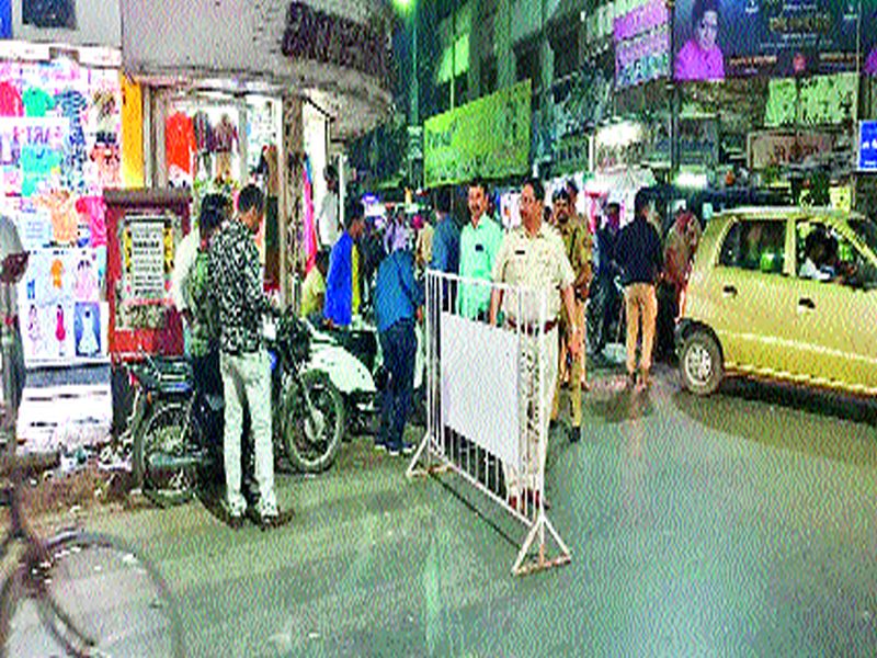 पुण्याच्या ‘रेड लाईट’मधील चिमुरड्यांना आईच्या कुशीची ऊब Pune Marathi ...