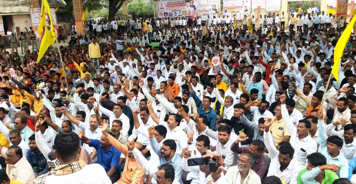 माँसाहेब जिजाऊंना अभिवादन करून मातृतीर्थातून ओबीसींचा एल्गार Buldhana ...