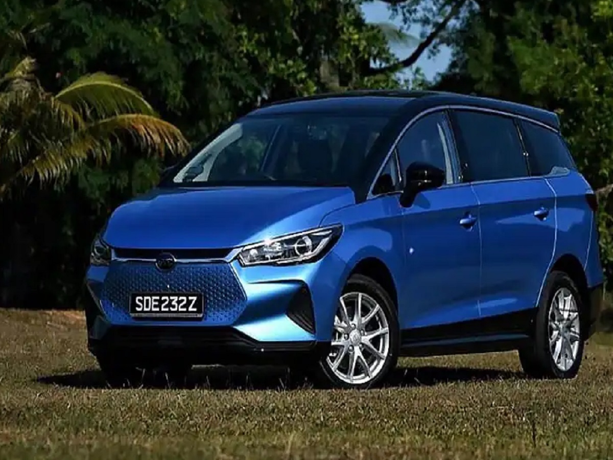 BYD e6 इलेक्ट्रिक एमपीव्ही लाँच, सिंगल चार्जवर 520 किमी रेंज, टॉप स्पीड 130 किमी - Marathi News ...