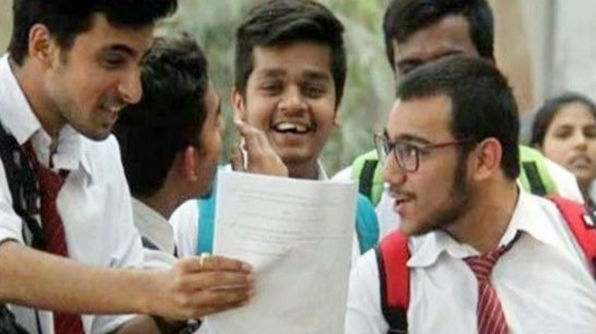 जेईई मुख्य परीक्षेचा निकाल जाहीर; महाराष्ट्रातून आर्यन प्रकाश, निलकृष्ण ...