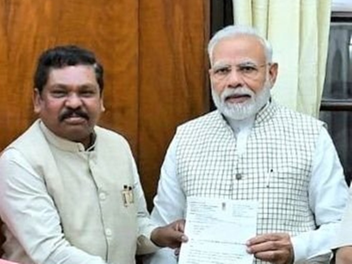 लढत रोमांचक : अशोक नेते यांची हॅटट्रिक किरसान रोखणार का? - Marathi News ...