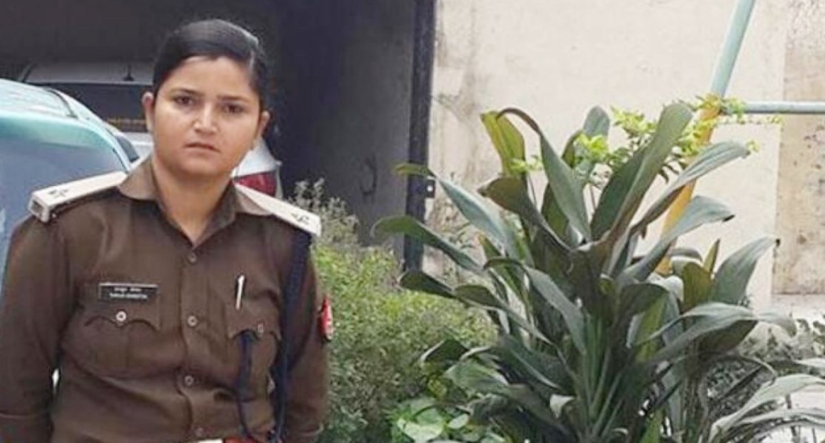 चक्क IPS महिला अधिकाऱ्याची फसवणूक, IRS सांगून लग्न केलेला निघाला ठग ...