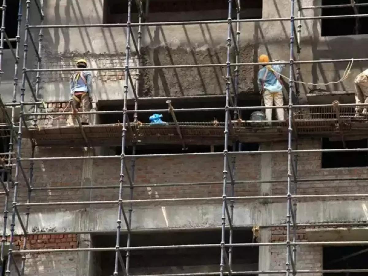 वादग्रस्त ‘फ्री ऑफ एफएसआय’ची संकल्पना आता झाली इतिहासजमा Mumbai Marathi ...