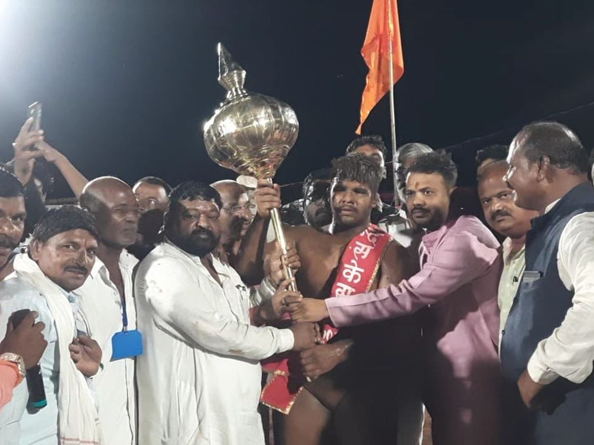 कोल्हापूरच्या पृथ्वीराज पाटीलनं पटकावली 'खान्देश केसरी'ची गदा! हरियाणा ...