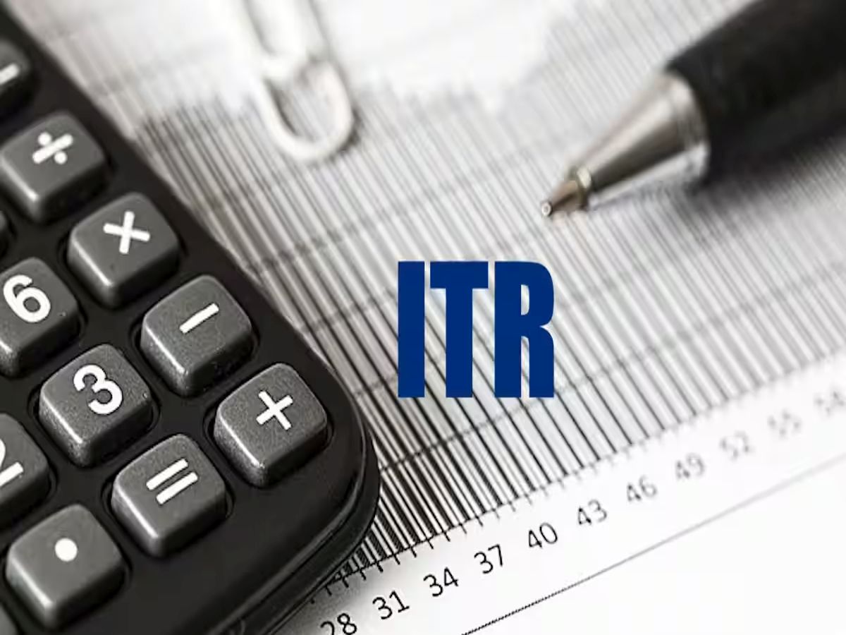 अजून भरला नाही आयटीआर? त्वरा करा! आजचीच डेडलाइन! | ITR not filed yet ...