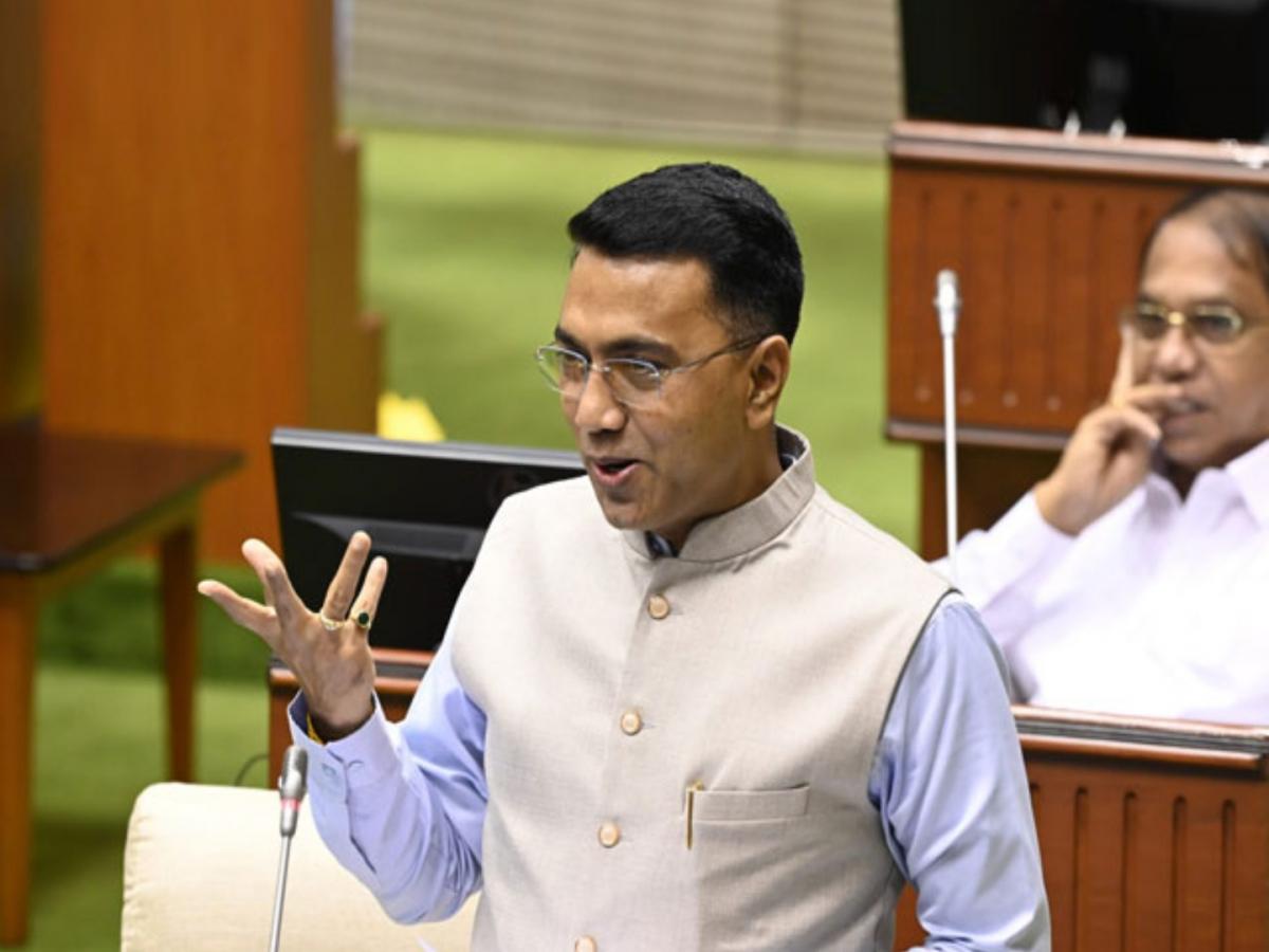 केवळ आरोप नकोत, नोकरीसाठी पैसे घेणाऱ्यांची नावेच सांगा : मुख्यमंत्री ...