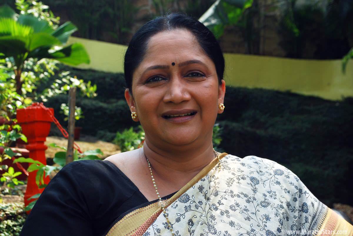 अलका कुबल निर्मिती क्षेत्रात - Marathi News | In the field of Alka ...