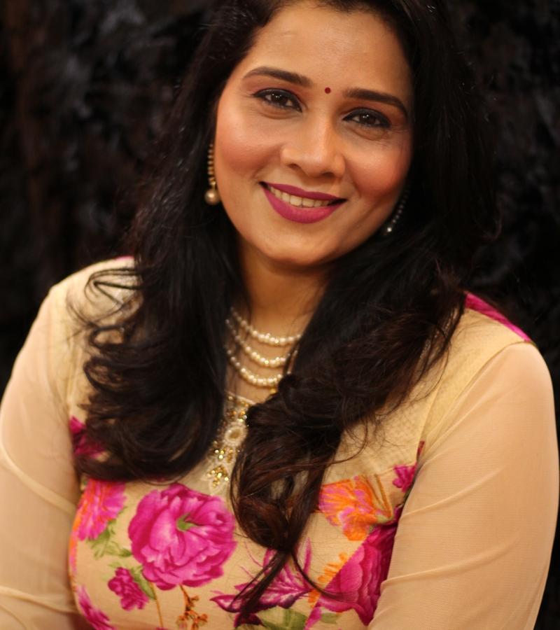 रेश्मा कारखानीस यांच्या कवितांचा प्रवास .....‘मी शून्य’ - Marathi News ...