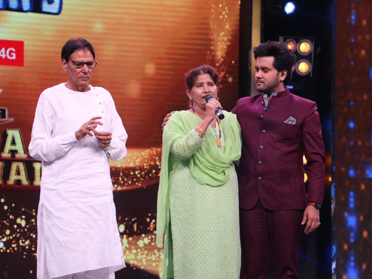 जावेद अली झाला भावूक - Marathi News | Javed Ali became emotional ...