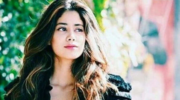 जान्हवी कपूरसाठी वेडा झाला हा जबरा फॅन, सोशल मीडियावर आय लव्ह यू म्हणत दिली प्रेमाची जाहीर कबूली ...