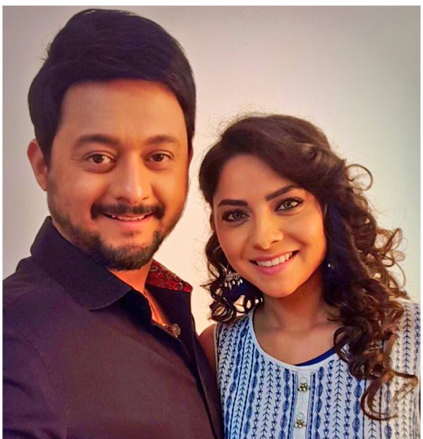 स्वप्निल सोनालीची धमाल - Marathi News | Swapnil Sonali Ki Dhamal ...