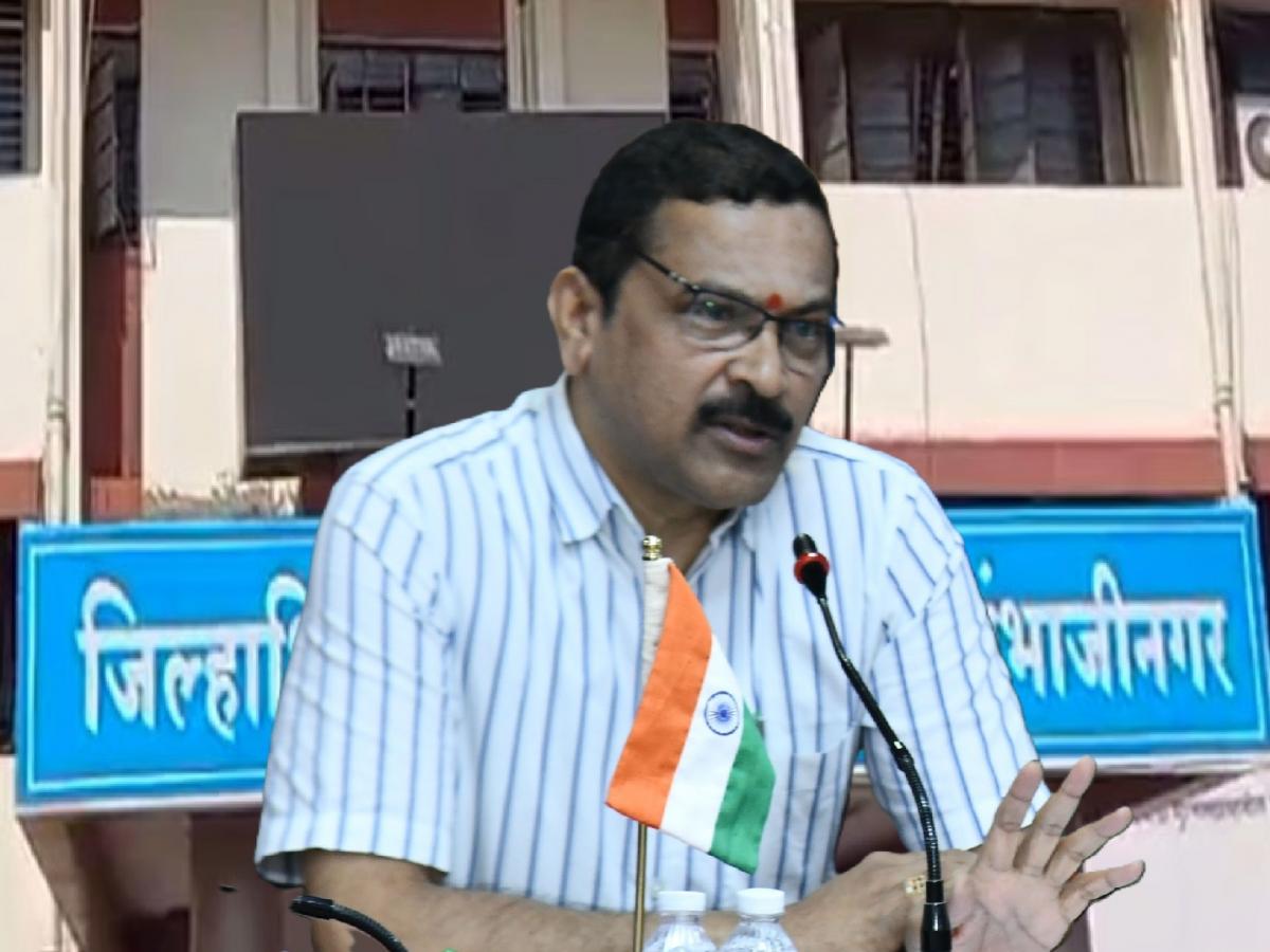 आढावा बैठकीस २५ वरिष्ठांनी पाठविले कनिष्ट अधिकारी; जिल्हाधिकाऱ्यांनी ...