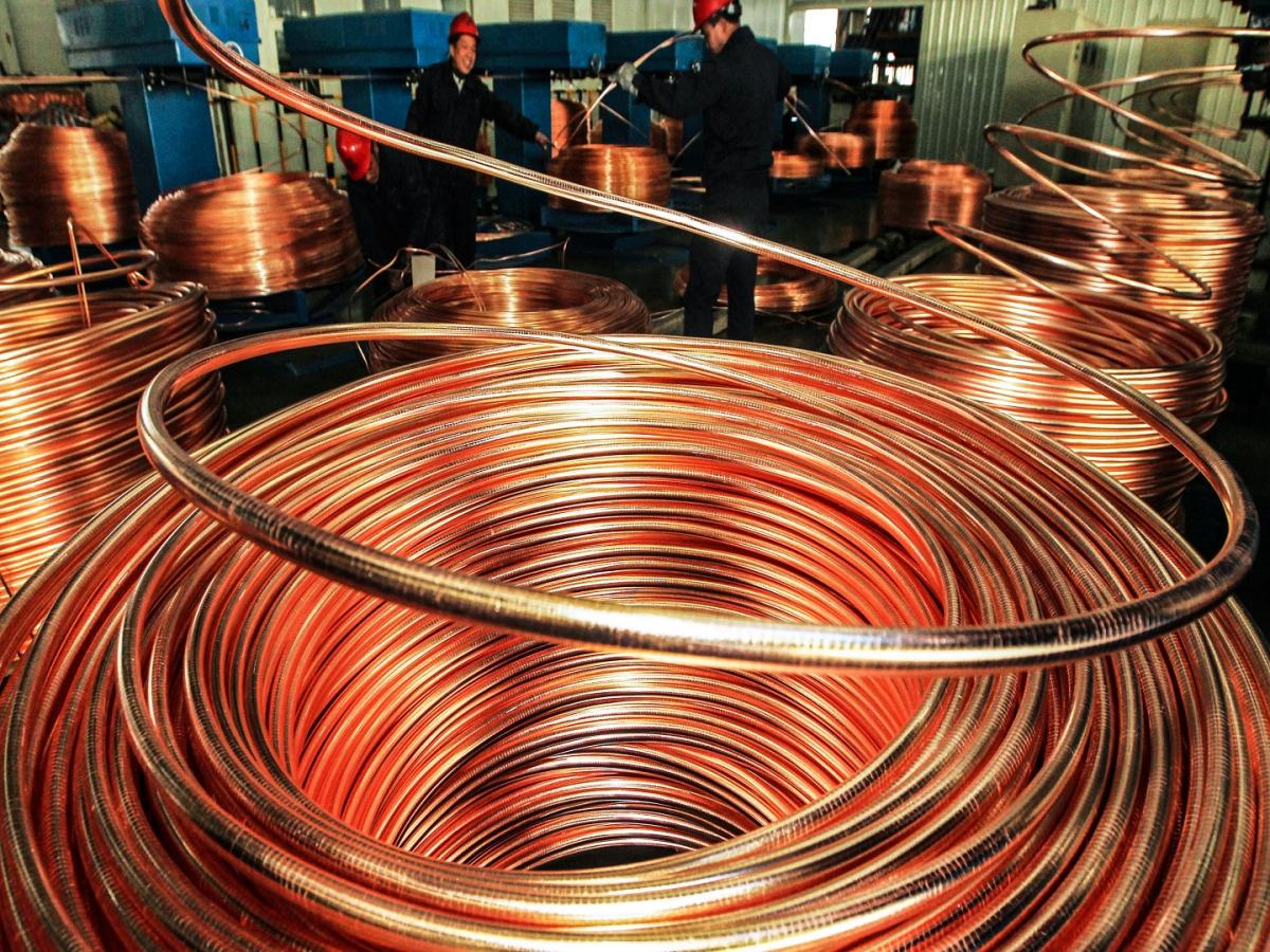 Copper Price Today: सोनं, चांदी सोडा; गेल्या वर्षभरात दुप्पट झाले ...