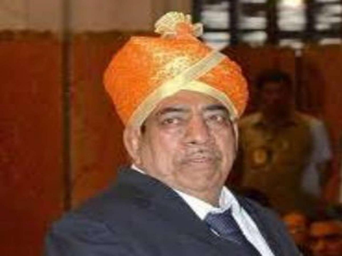 महान कुस्तीपटू भारत केसरी दादू चौगुले यांचे निधन Maharashtra Marathi ...