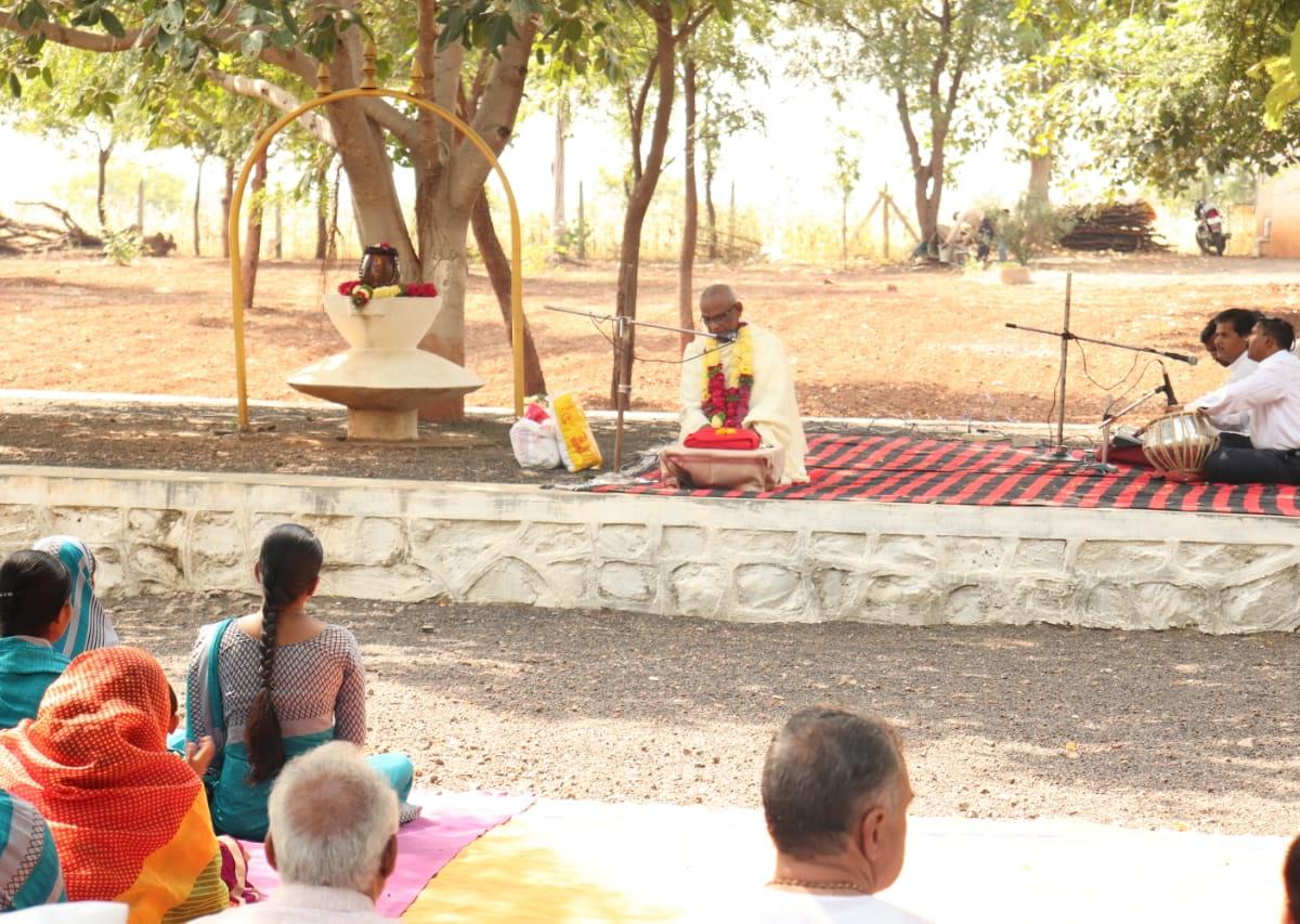 संस्कारहीन मनुष्य प्राण्यासारखाच - मठाधिपती शंकर महाराज Buldhana ...