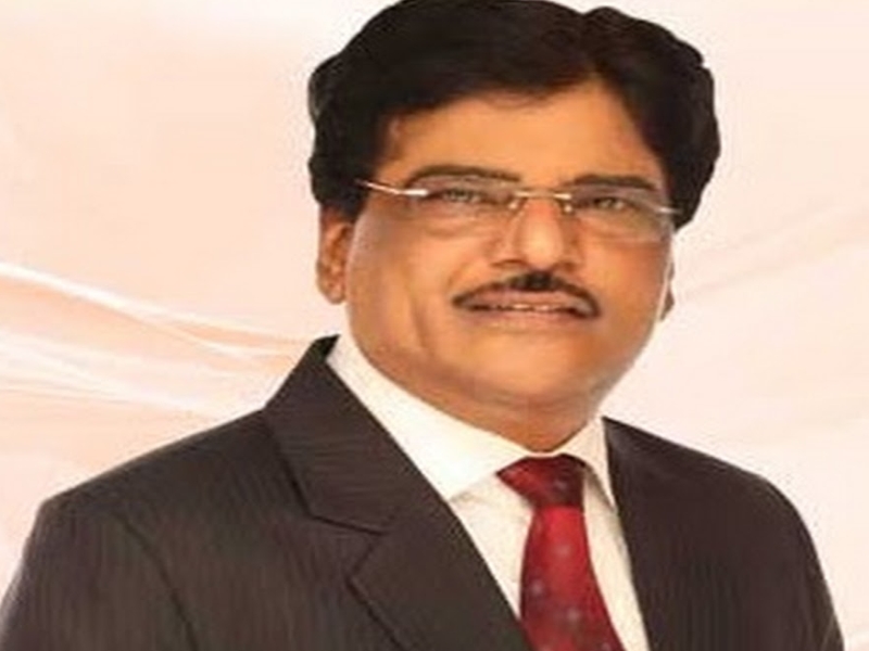 कुपोषण कमी होण्यासाठी पंचसूत्रीची आवश्यकता - दीपक सावंत Mumbai Marathi ...