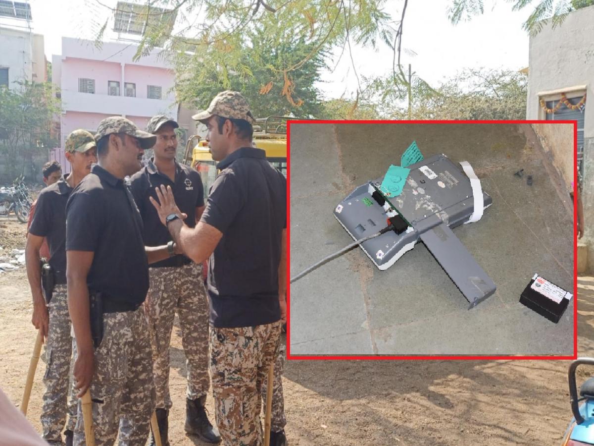 धुळे महापालिका निवडणूक: प्रभाग १८ मध्ये राडा, EVM ची तोडफोड, मोठा पोलीस ...