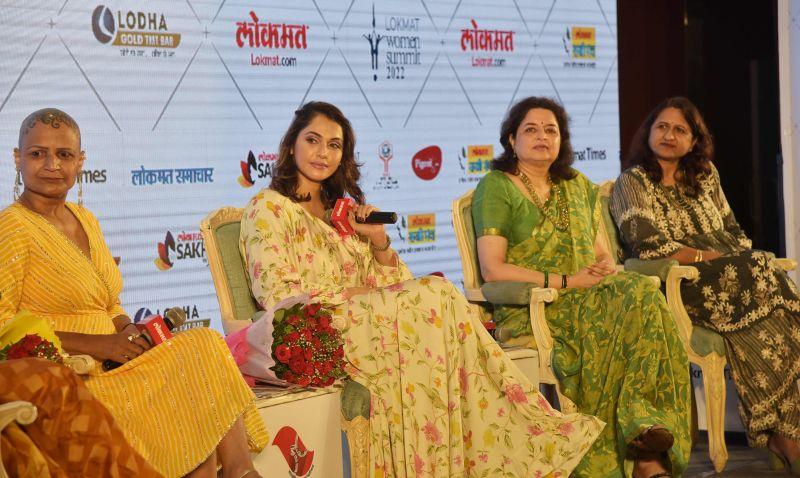 Lokmat Women Summit 2022; कम्फर्ट झोन सोडलाच नाही तर आकाशभरारी कशी ...