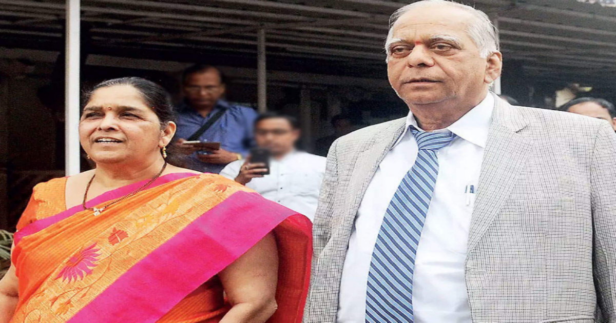 सरकार मेहेरबान! राज्य सरकारच्या नावे असलेली जमीन डीएसकेंच्या पत्नीच्या ...