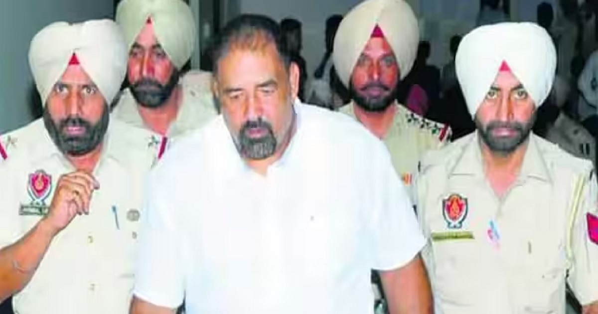 पंजाबमध्ये ईडीची मोठी कारवाई, भोला ड्रग्ज प्रकरणी १३ ठिकाणी छापे ...