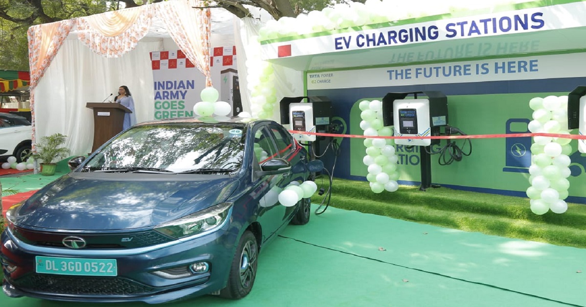 EV की पेट्रोल? ५०० किमीच्या प्रवासासाठी कोणती कार फायदेशीर? जाणून घ्या ...