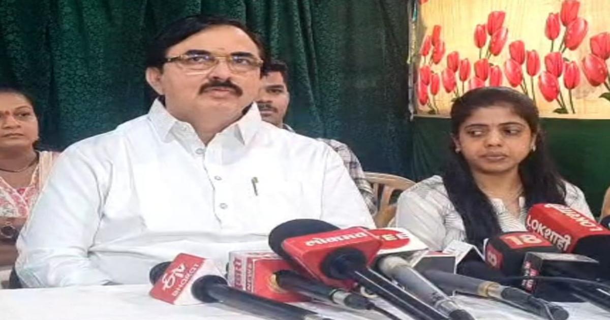 'आम्हाला विचारलंही जात नाही', अजित पवार गटाच्या दीपक मानकरांचा ...