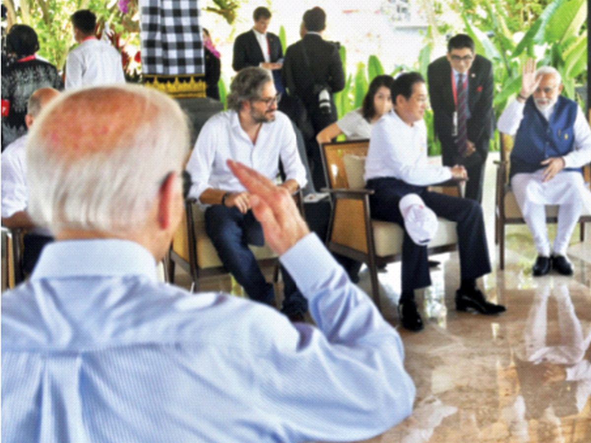 G20 Summit : बायडेन यांनी केला पंतप्रधान मोदींना ‘सॅल्यूट’ - Marathi ...