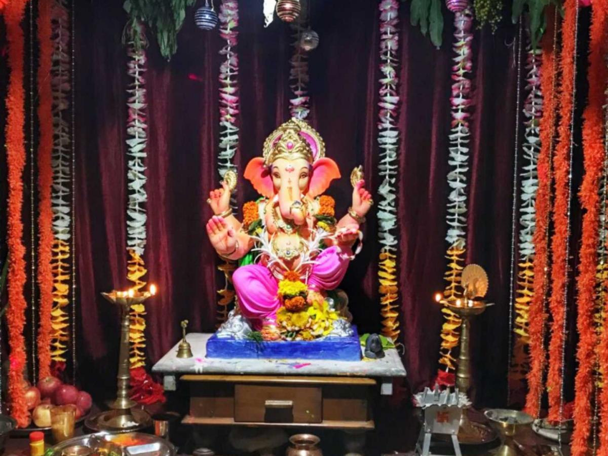 गणेश चतुर्थी: गुरुजी मिळत नाही? ‘अशी’ करा बाप्पाची प्राणप्रतिष्ठा ...