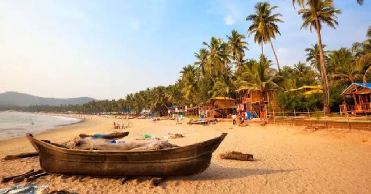 गोव्यात स्थानिक विरुद्ध पर्यटक असा नवा संघर्ष! - Marathi News ...