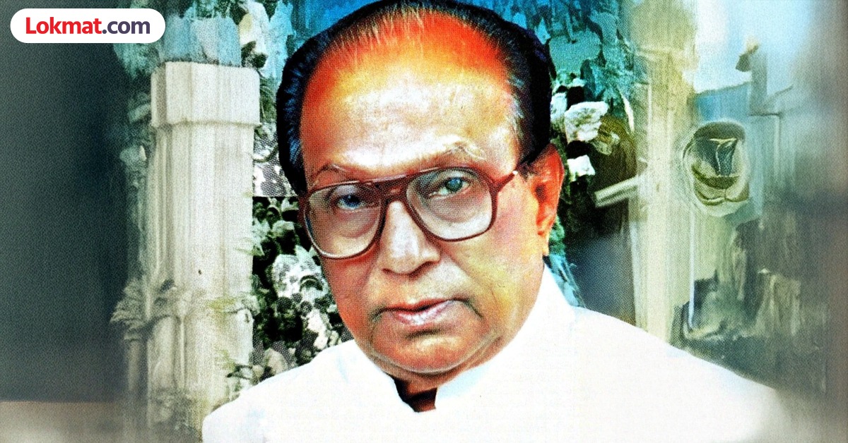 डॉ. बाबासाहेब आंबेडकरांच्या उपस्थितीत बौद्ध धम्माची दीक्षा घेणाऱ्या ...