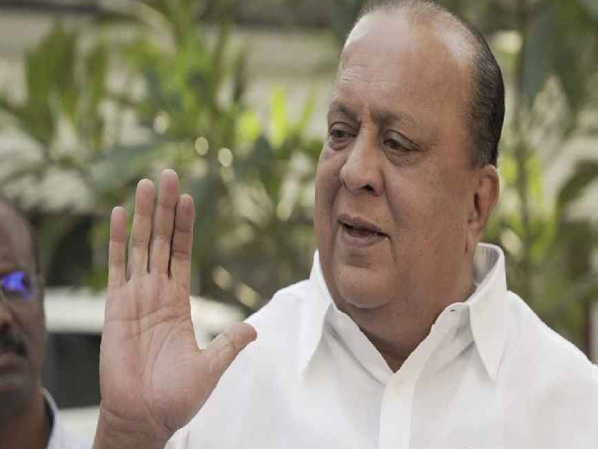 कोल्हापूर जिल्हा बँकेत या आणि हवी ती माहिती घ्या; हसन मुश्रीफांचे ...